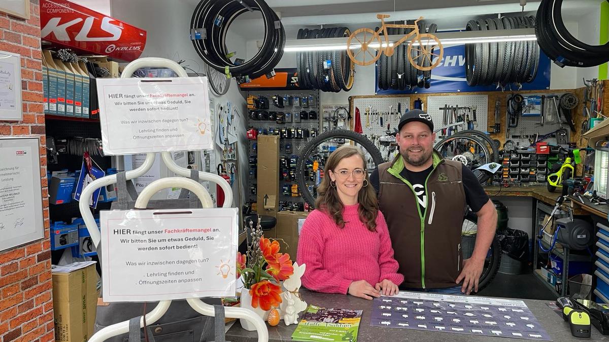 Personalmangel : Radwerkstatt reduziert Öffnungszeiten: „Wollen uns nicht ins Burnout arbeiten“